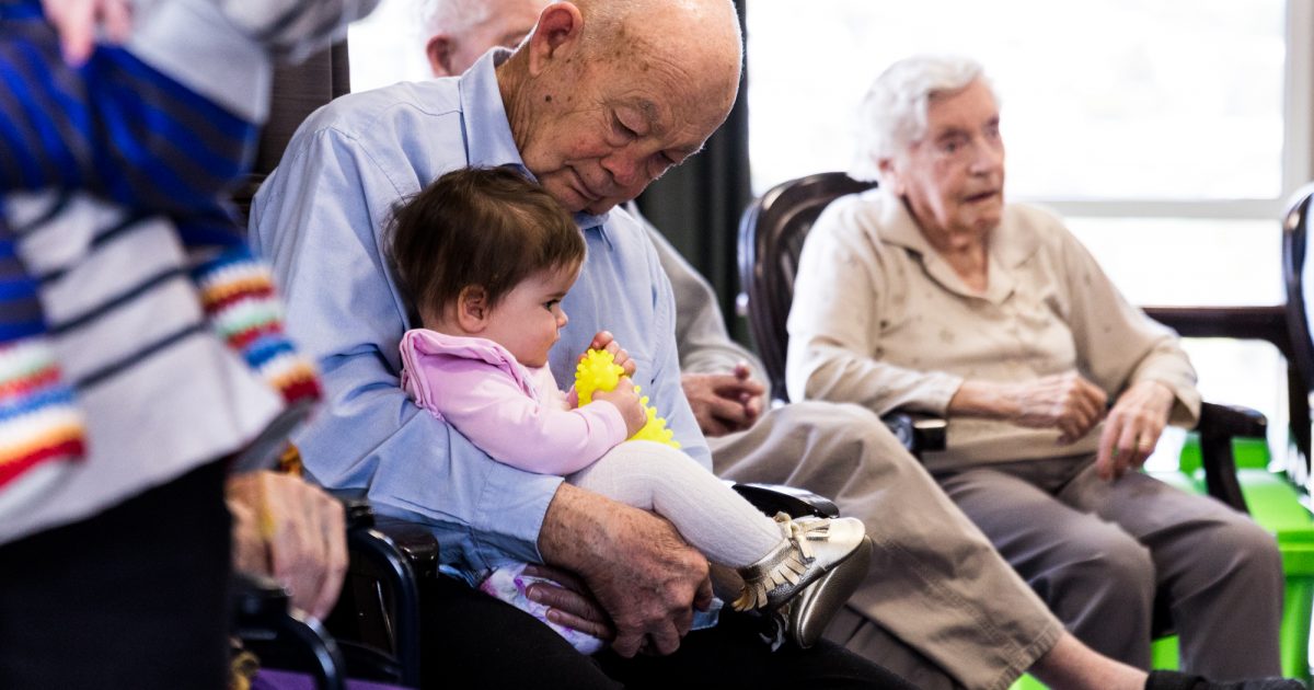 Play and Learn Supported (PALS) playgroups | Playgroup Tasmania